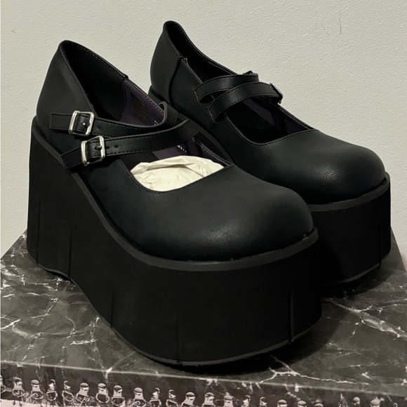 Demonia | Shoes | Nib Demonia Kera8 Dollhaus Platform Mary Janes | Poshmark